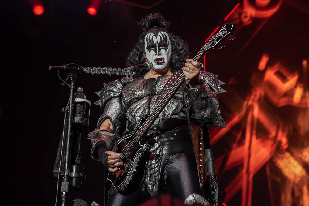 KISS gives Atlanta fans an electrifying farewell – again – Cellaris ...