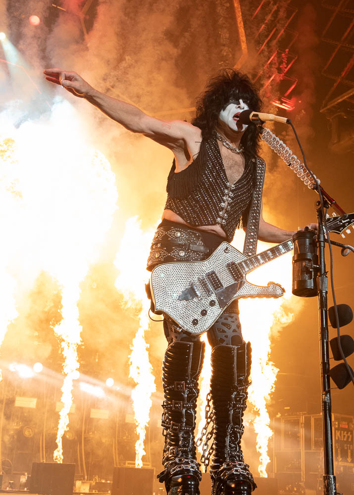 KISS gives Atlanta fans an electrifying farewell – again – Cellaris ...