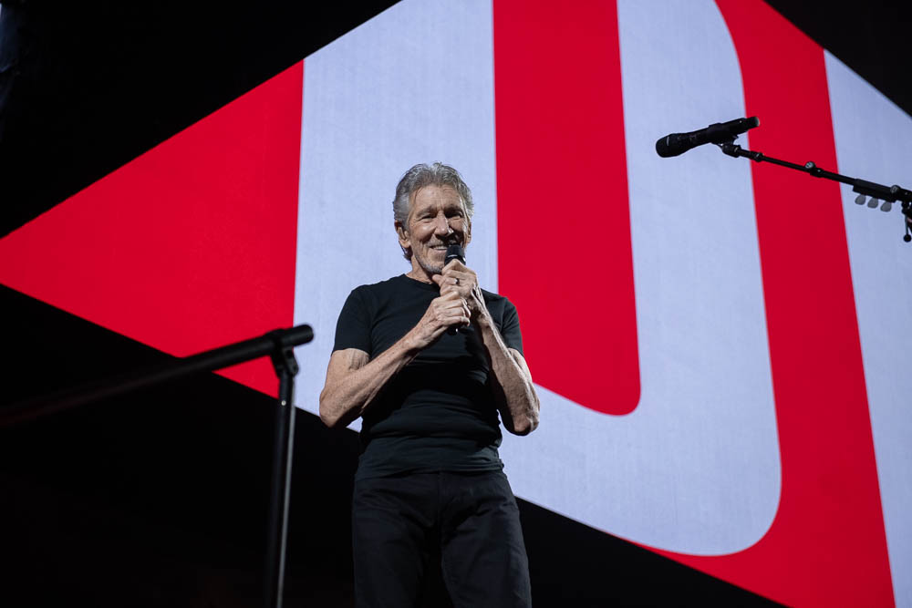 Roger Waters at State Farm Arena 08/20/22