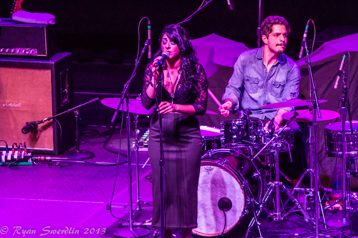 Picture Book: Gary Clark Jr. & Ruby Velle and The Soulphonics @ The ...